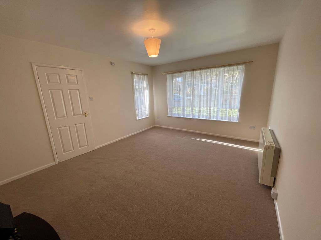 Castlefields, Calne - F1rst Move